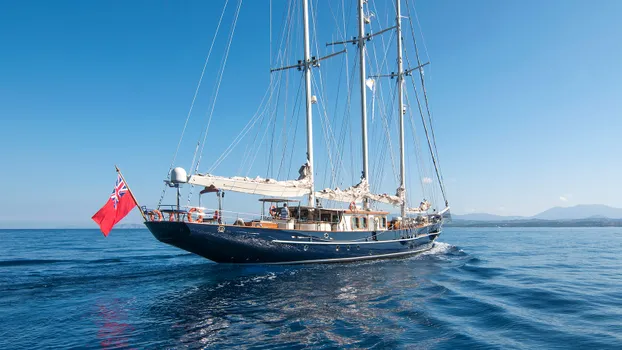 Malcolm Miller yacht (Lewis, 46.6m, 1968)